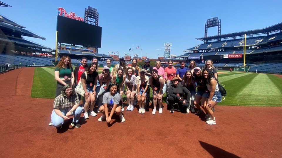 Class on Leisure and Social Class Wraps up With Trip to Phillies Ballpark