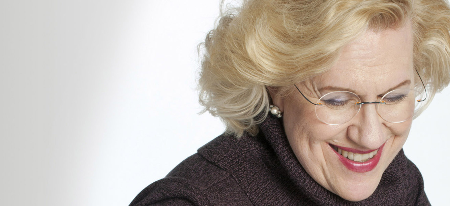 Performing Arts Series: Sara Davis Buechner